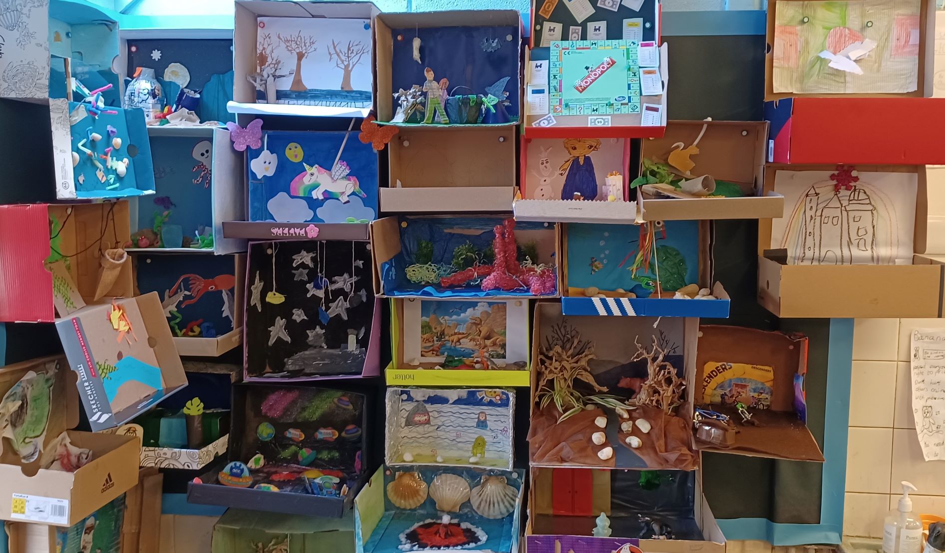 Story boxes | Lydgate Junior School